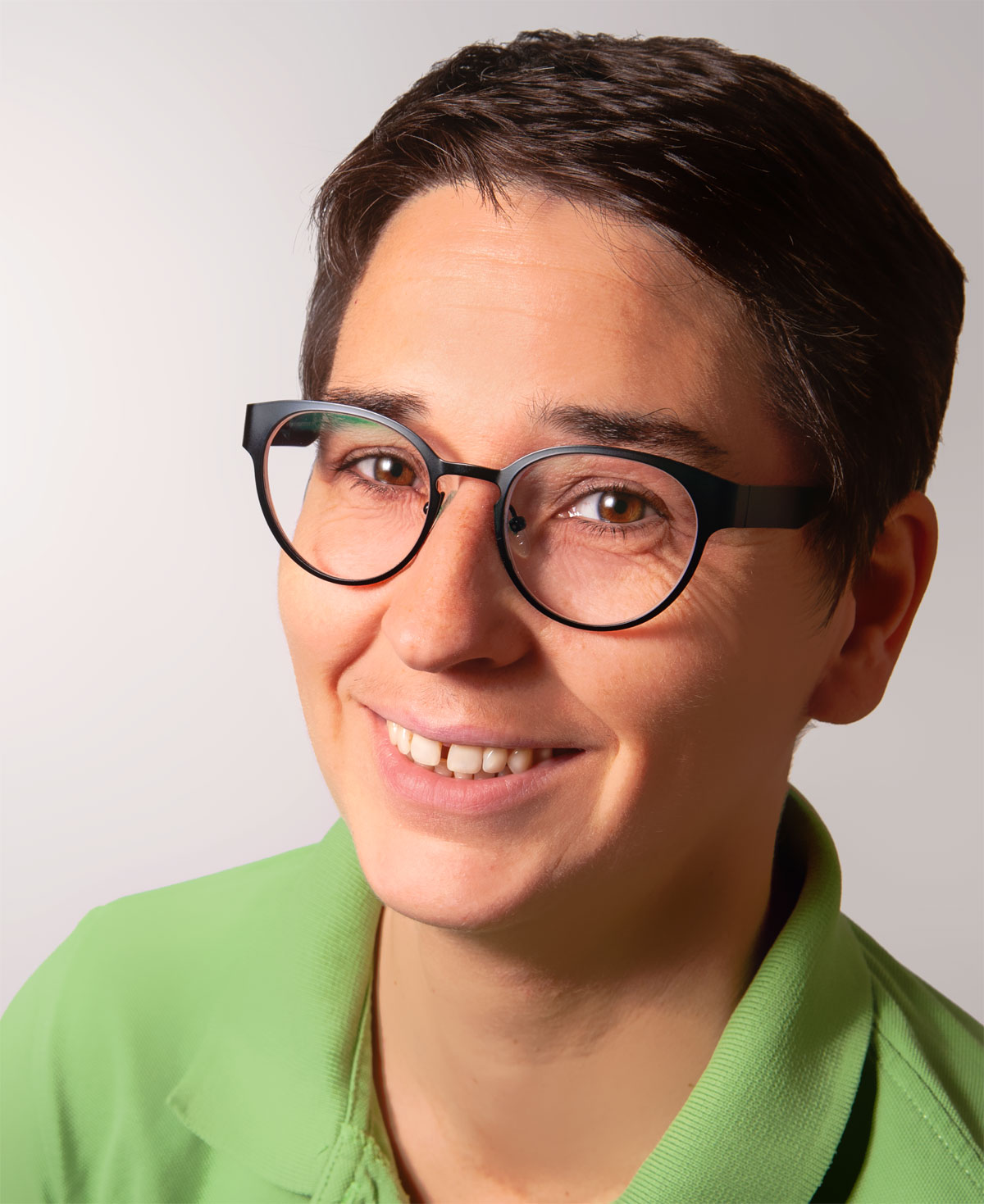 Angela Stiller's Instagram, Twitter & Facebook on IDCrawl